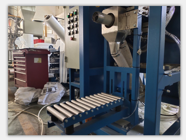 Electric 25 KG Valve Bag Weighing Packing Machine 30-200 bag per hour ...